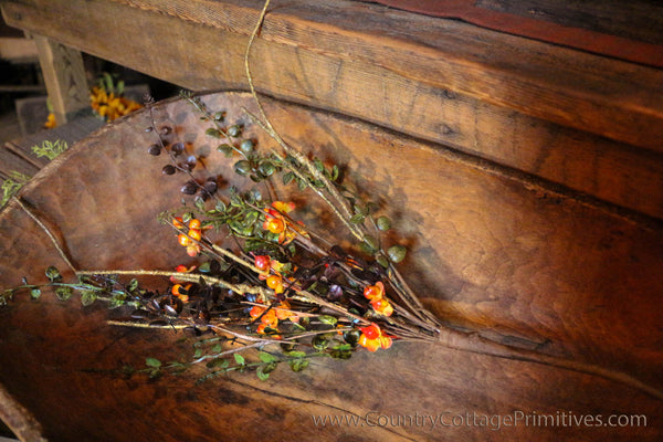 Bittersweet Spray – Country Cottage Primitives